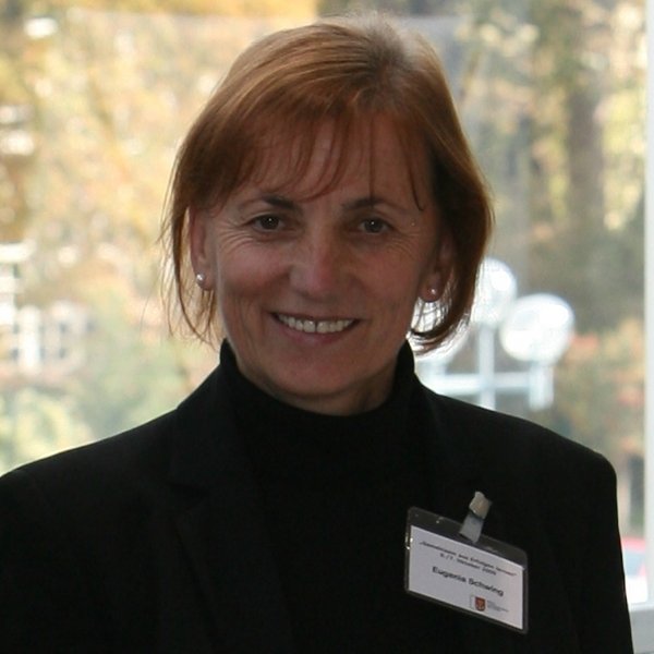 Systemische Beratung: Aus- und Weiterbildung: In Memoriam